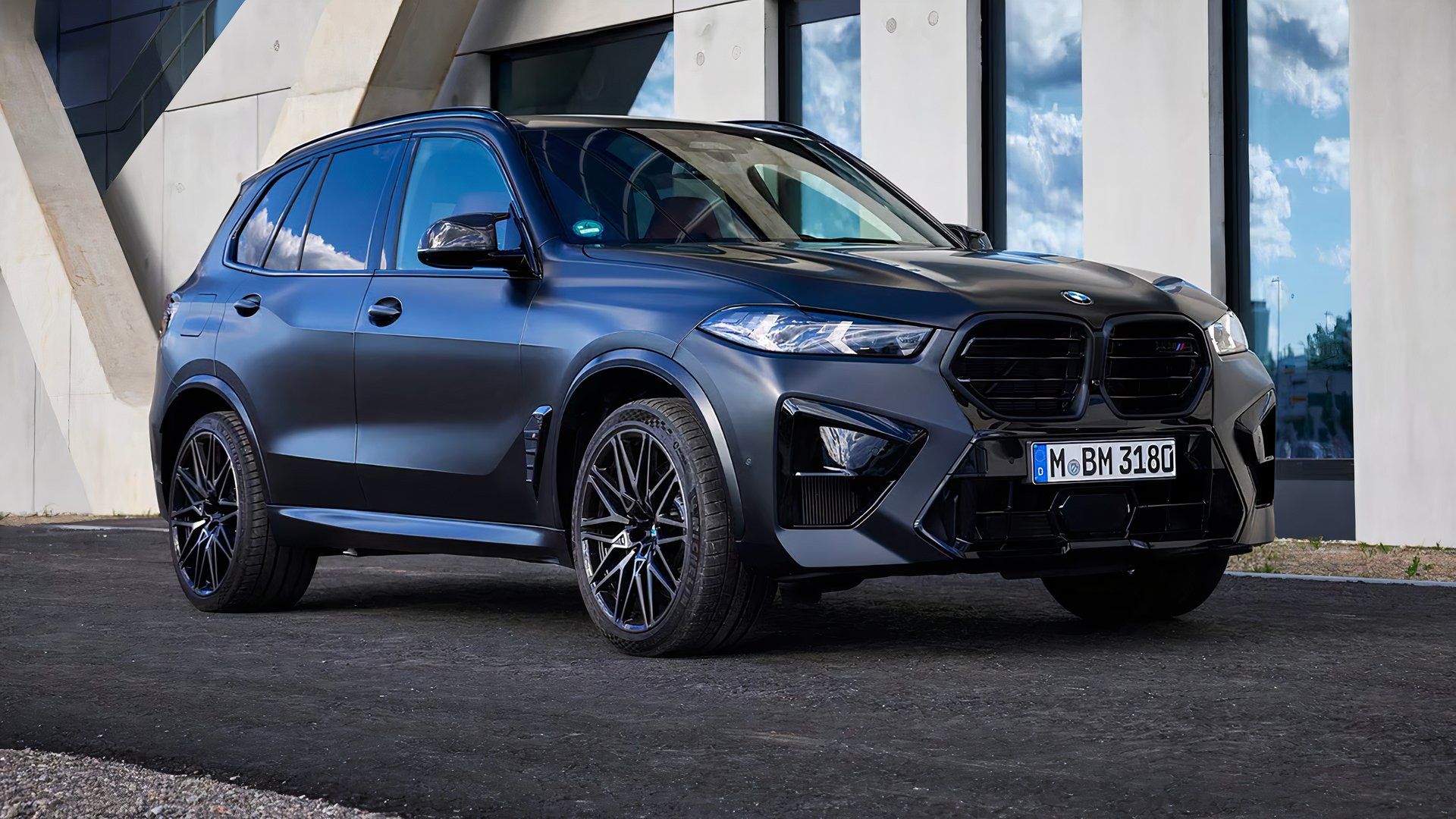 Best High-Performance SUVs of 2024: Power and Speed Redefined