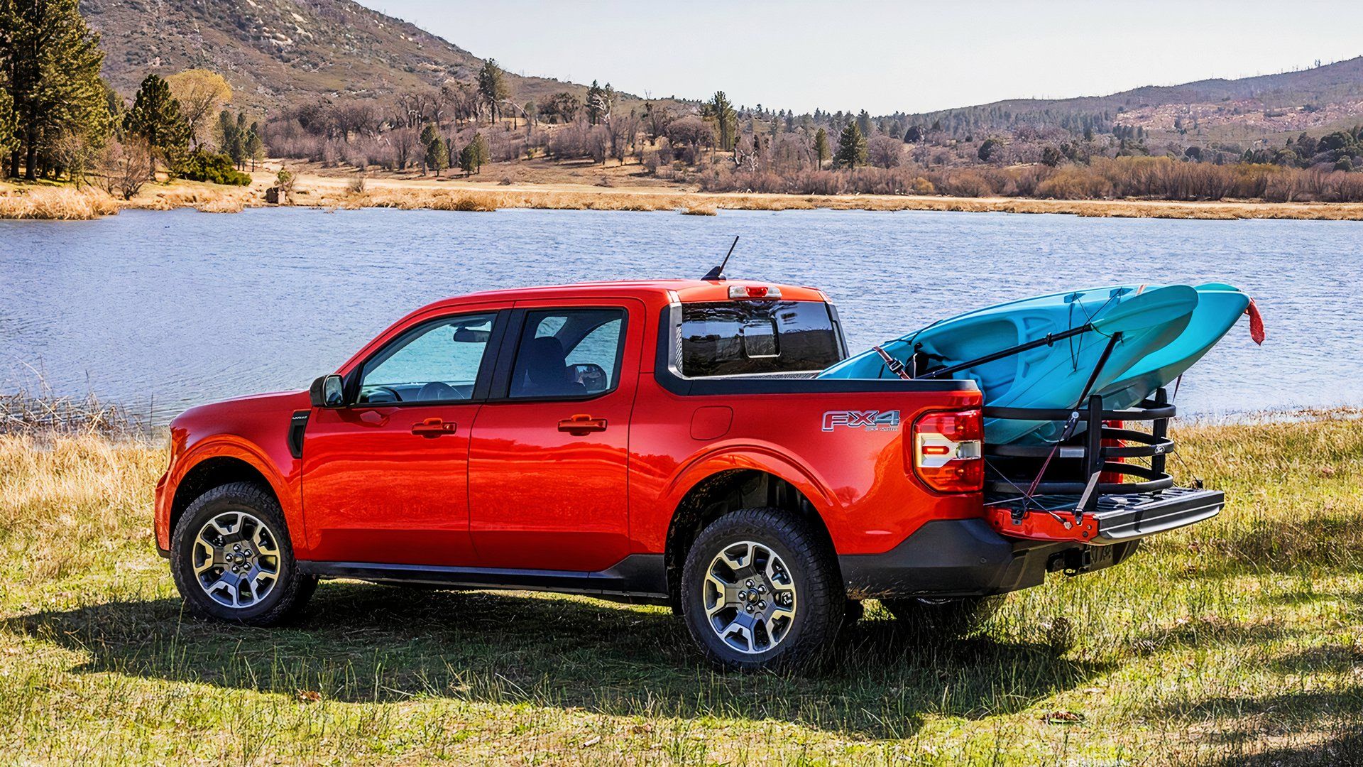 10 Things The Ford Maverick Hybrid Does Better Than The Toyota Tacoma i ...
