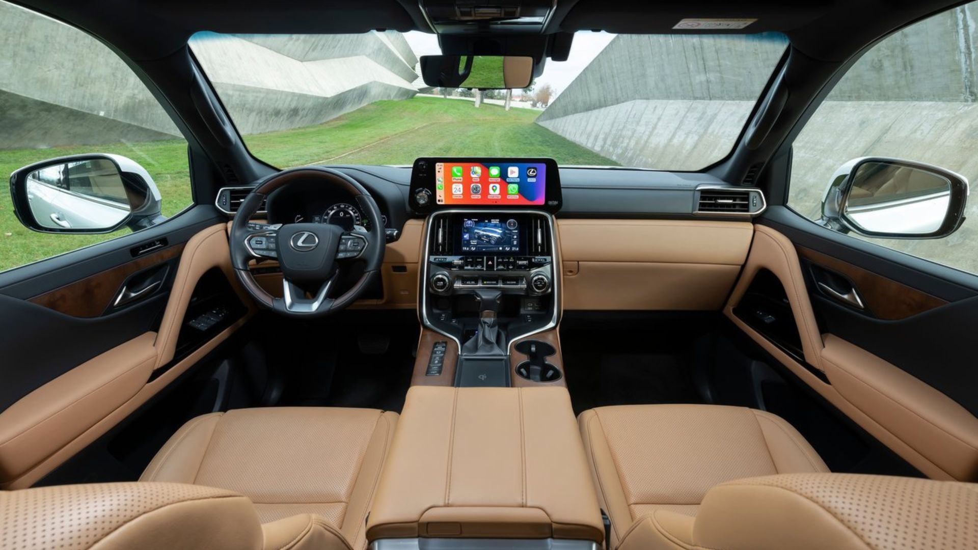 10 Luxury SUVs With The Best Interiors