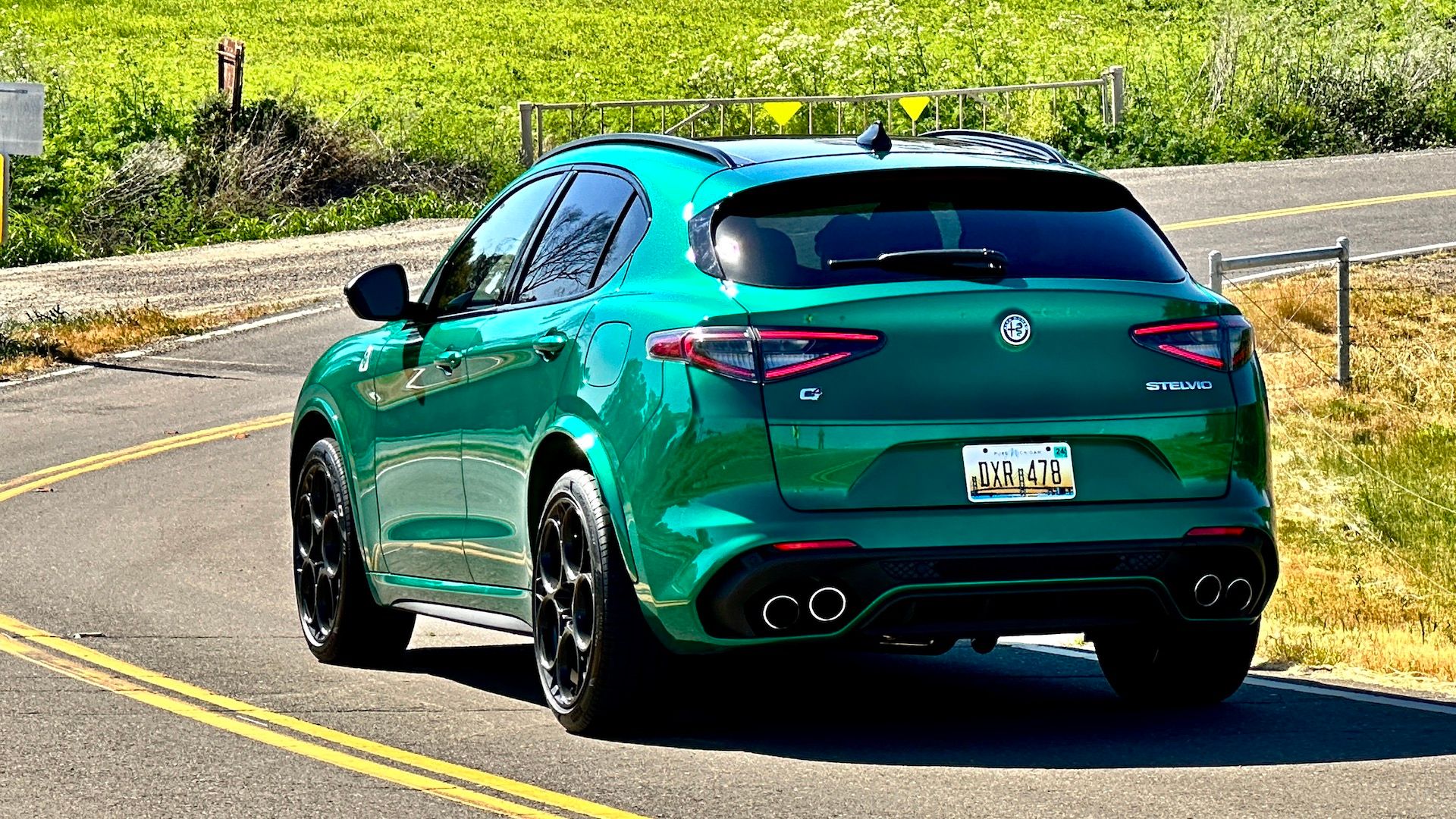 Configurations For 2024 Alfa Romeo Stelvionull