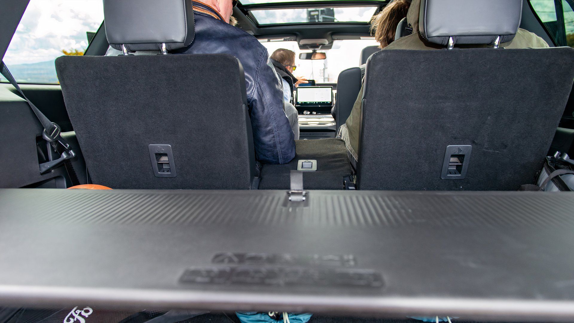 10 Fancy Tailgate Features You Won't Get With Other Big SUVs