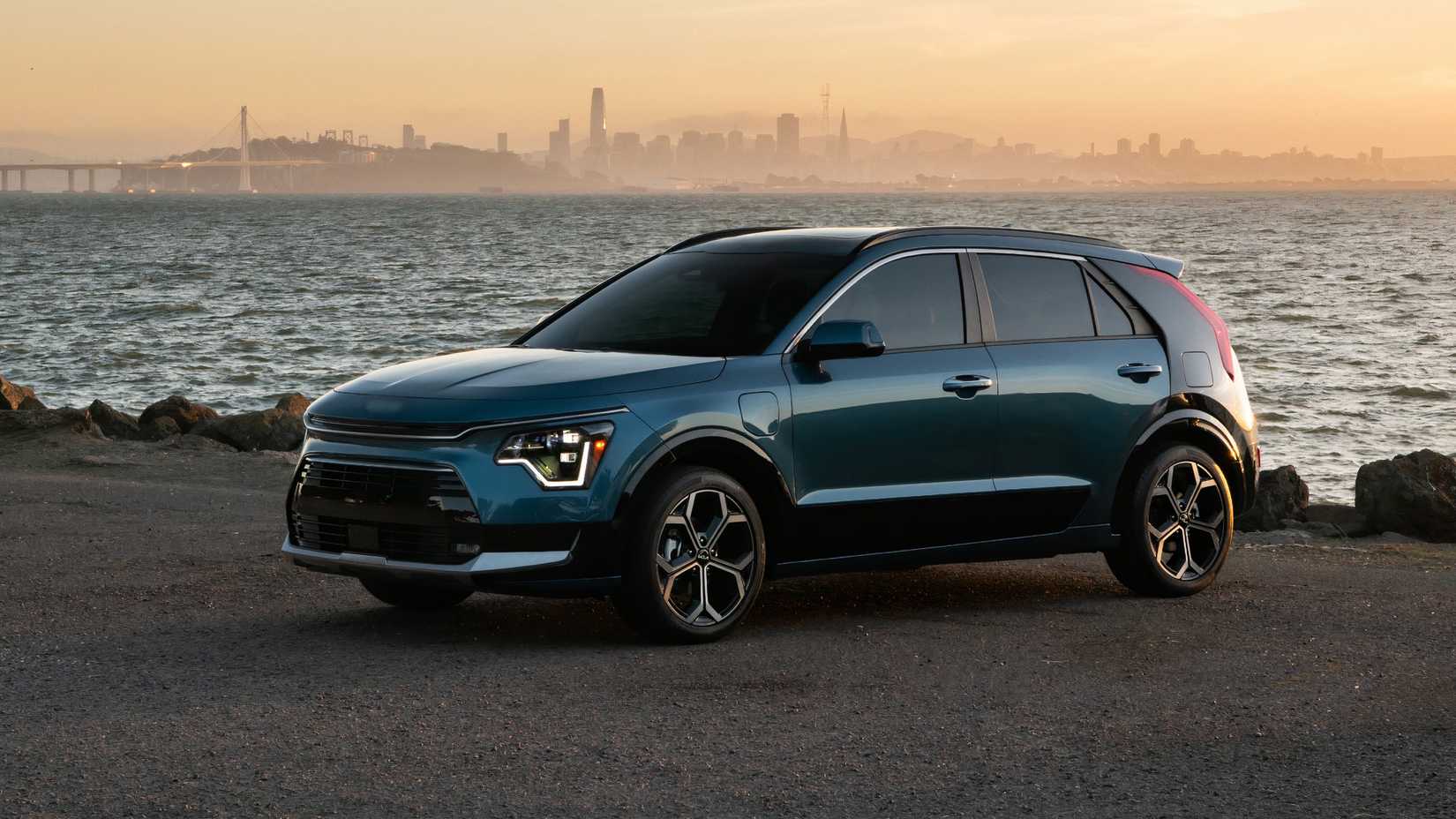 10 Plug-in Hybrids Under $50,000 With The Highest All-Electric Range