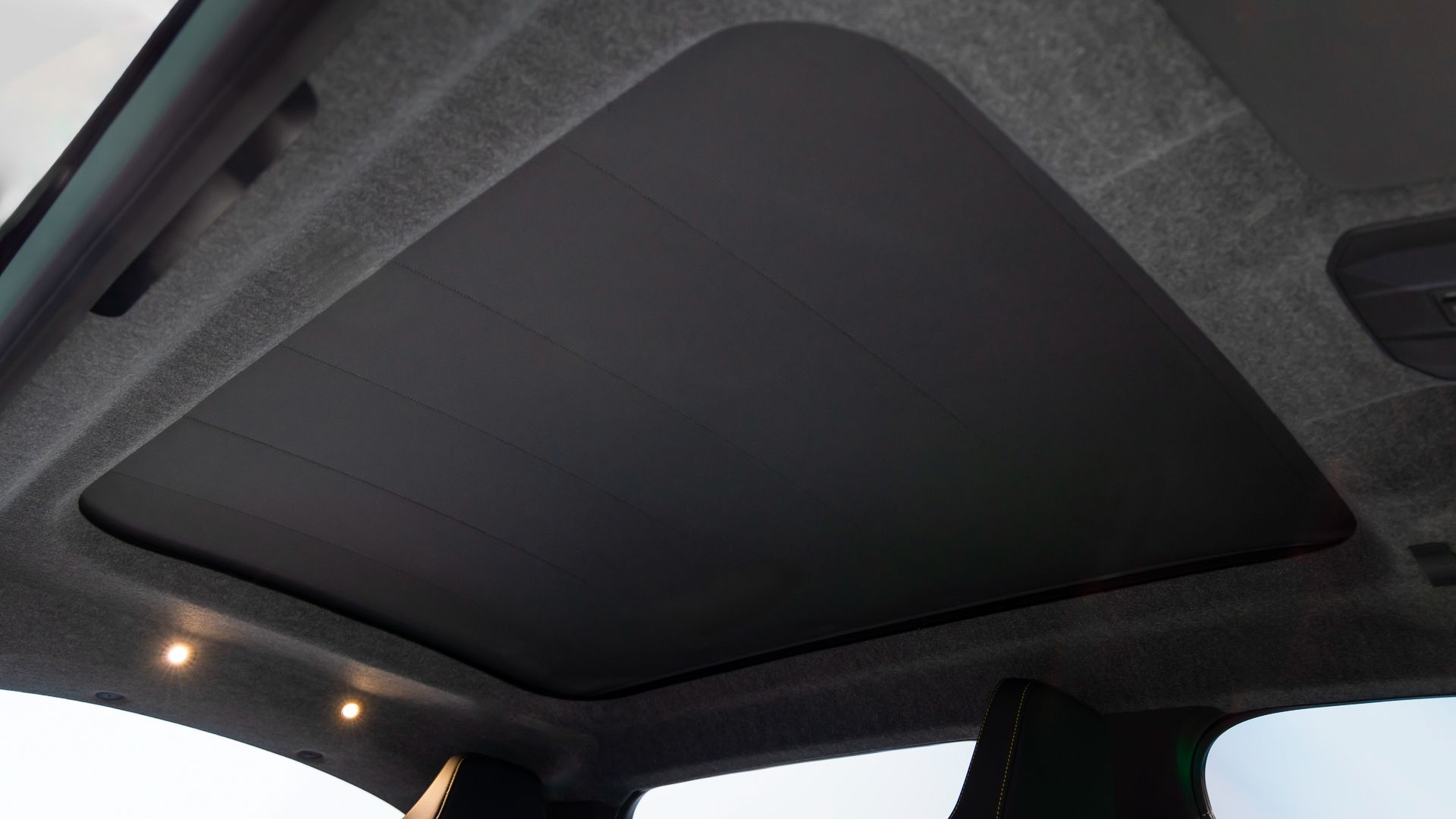 2025 Renault 4 E-Tech Interior And Exterior Photo Gallery