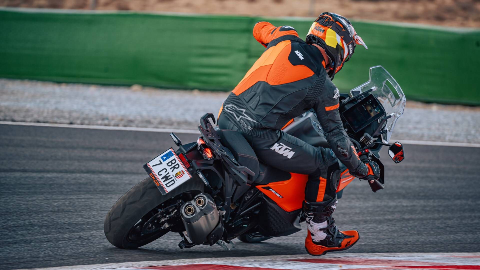 10 Must-Know Things About The 2025 KTM 1390 Super Adventure S Evo