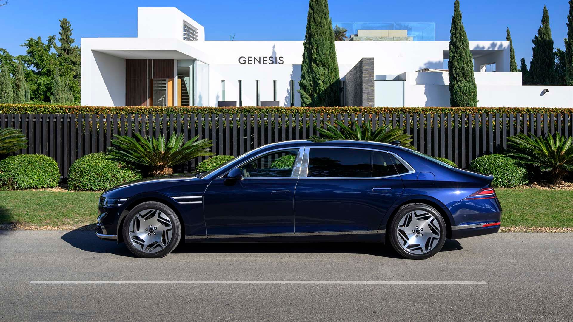 The Asian Long Wheel Base Luxury Sedan That Rivals The Mercedes S-Class