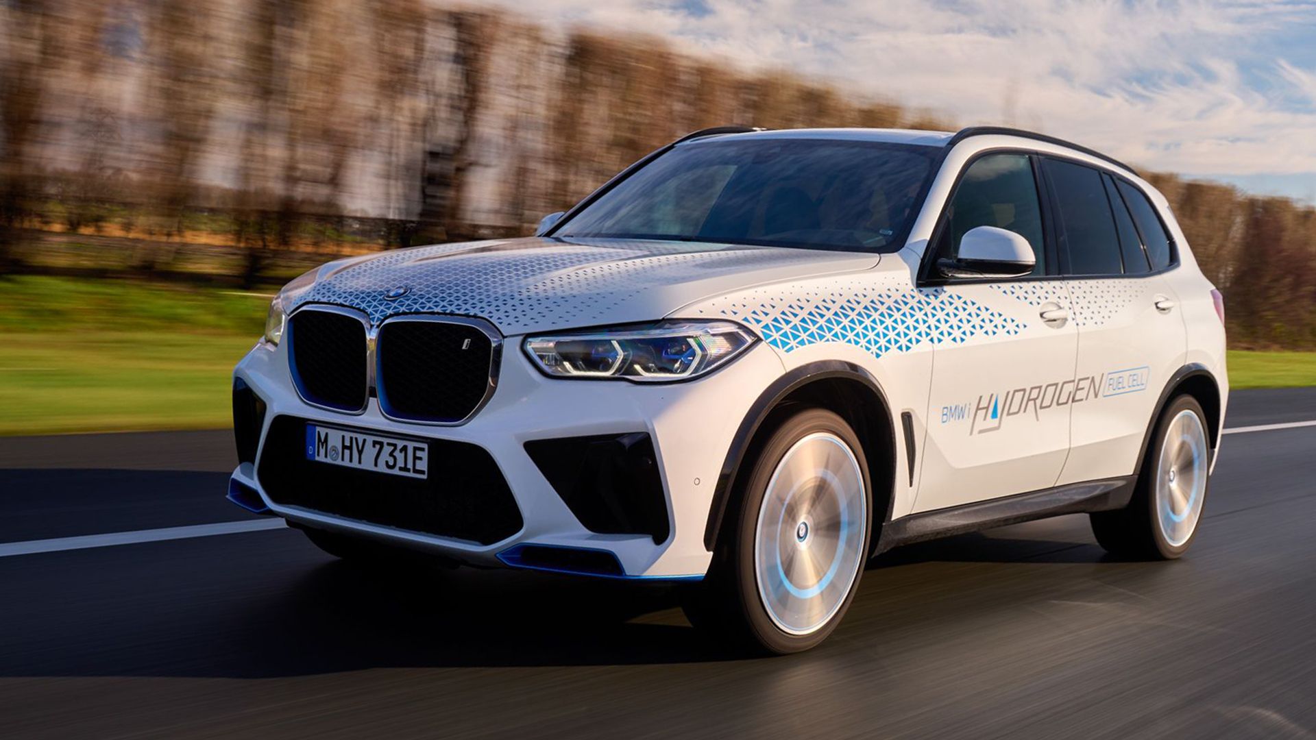 BMW Teams Up With Toyota For The iX5's Hydrogen Powertrain