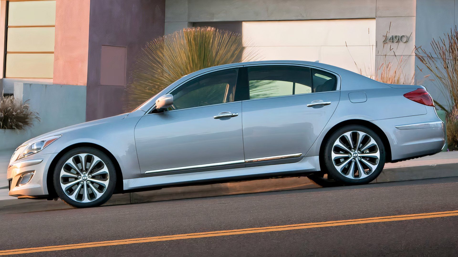 2024 Genesis Sedan R Spec