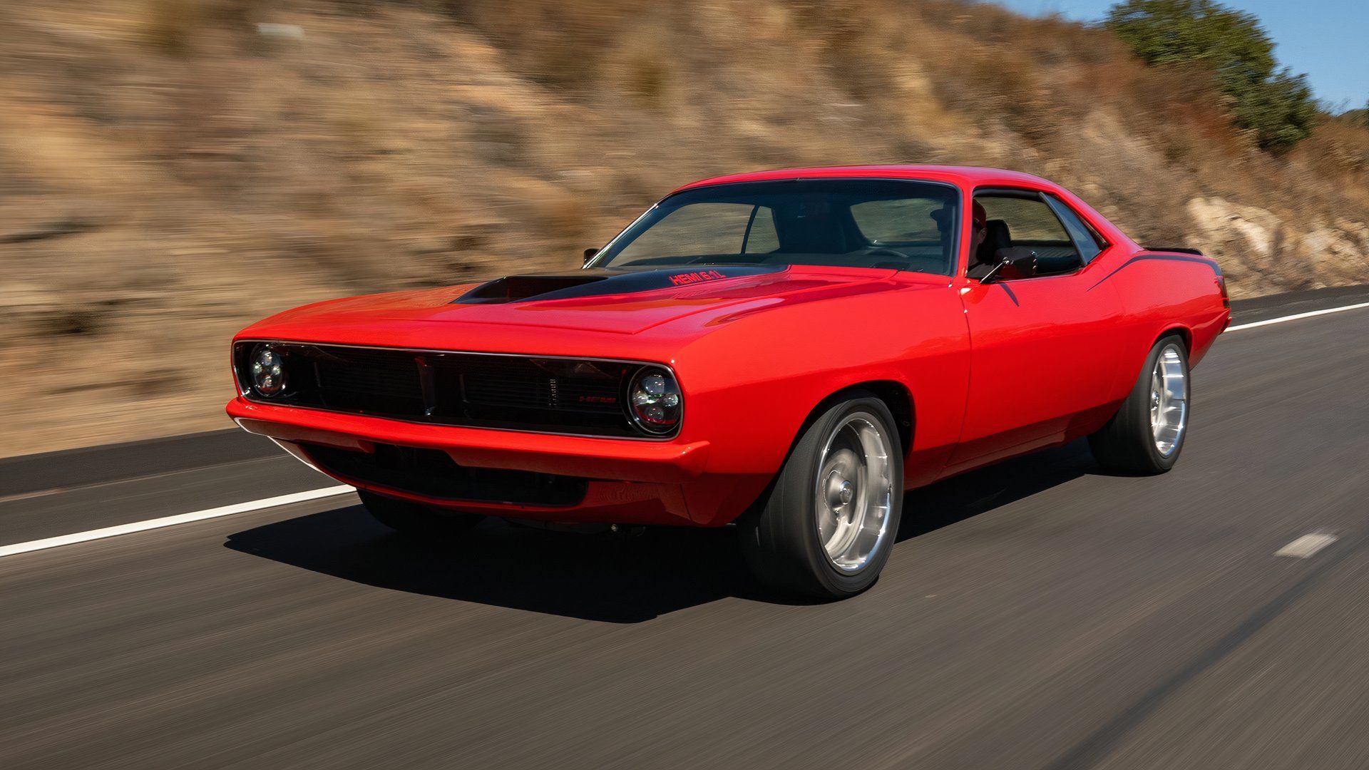 A Modern Spin on Classic Muscle: Inside This 1970 Hemi Cuda Restomod