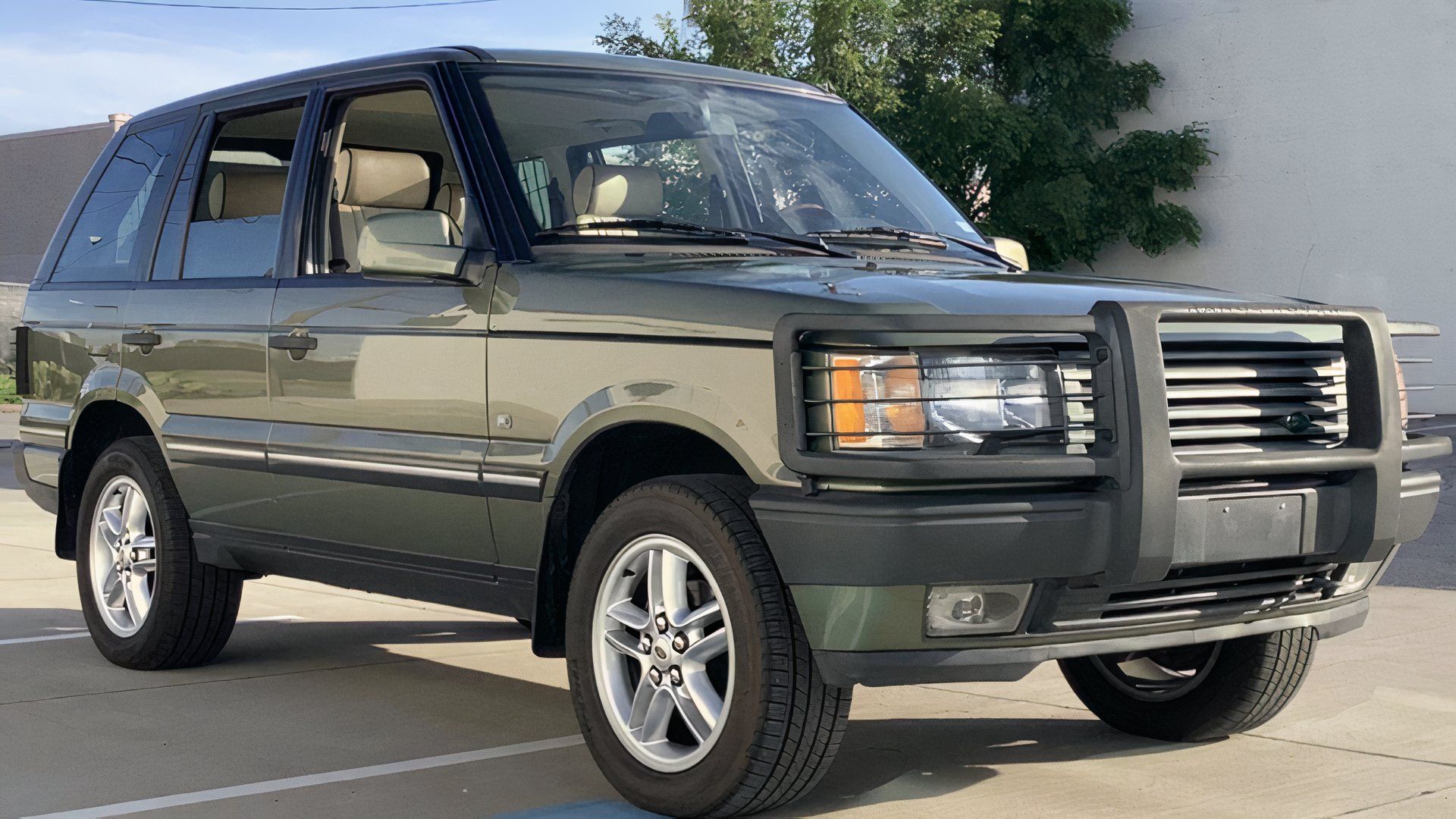 10 Best V8 SUVs From The Early 2000s You Can Buy Cheap