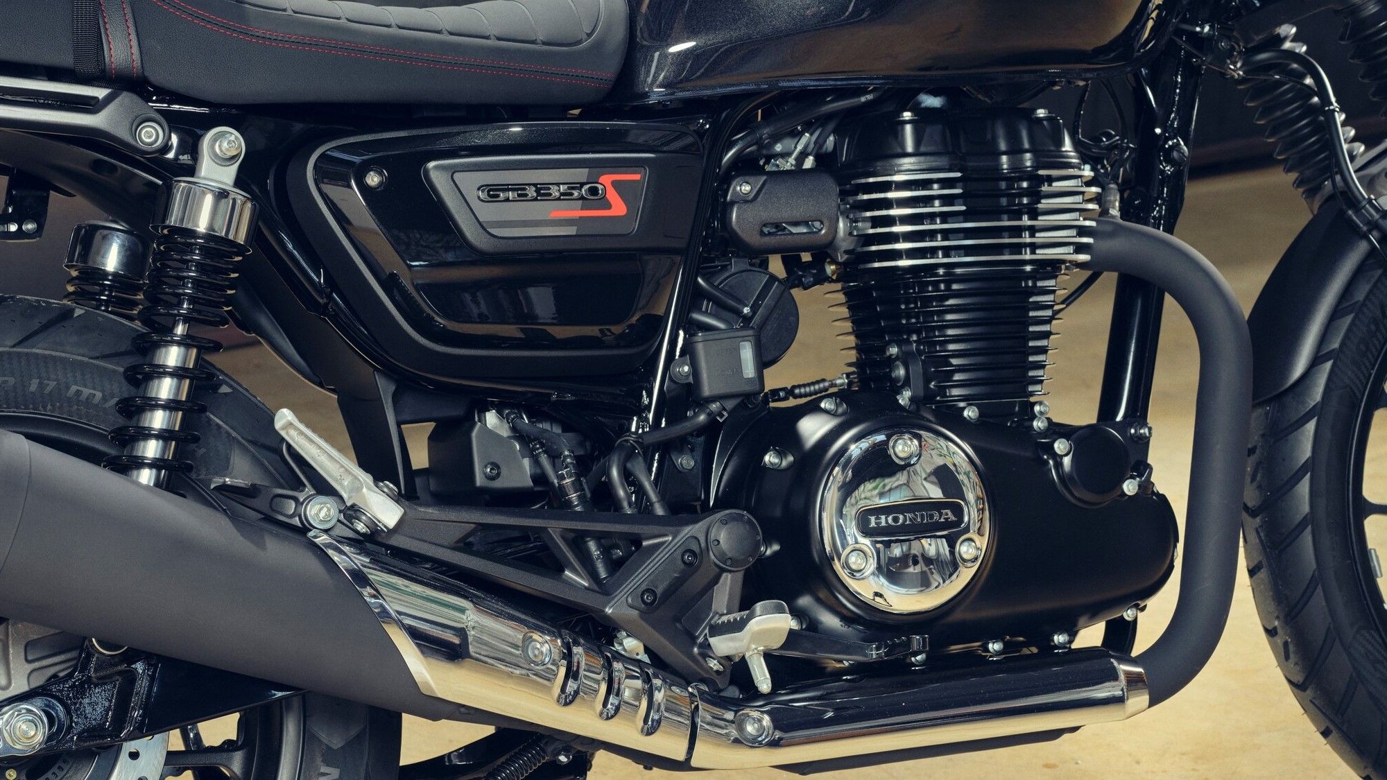 10 Reasons The Honda GB350S Trumps The Royal Enfield Classic 350