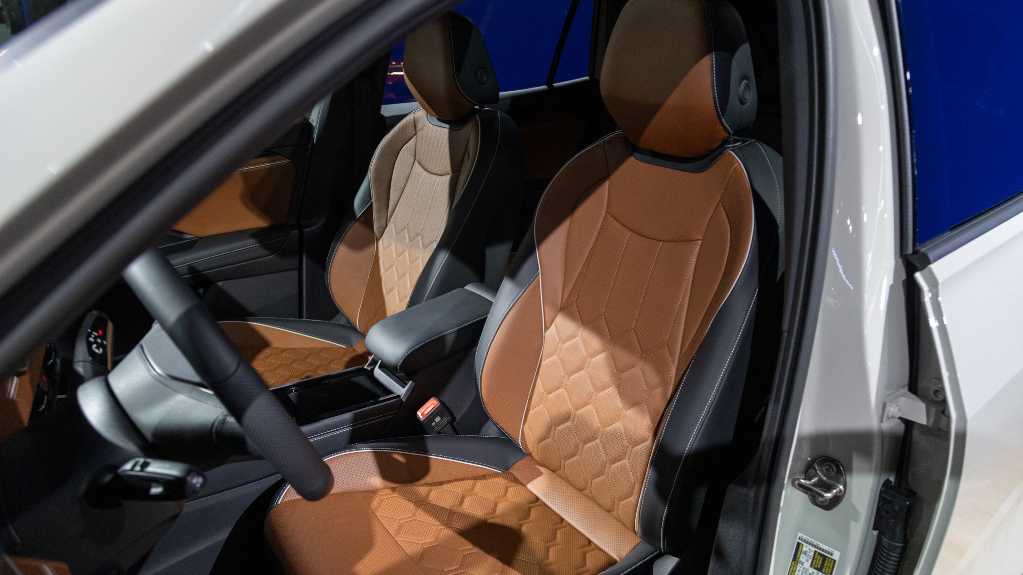 2025 Volkswagen Tiguan Interior And Exterior Picture Gallery