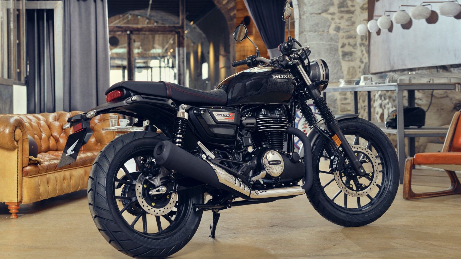 10 Reasons The Honda GB350S Trumps The Royal Enfield Classic 350