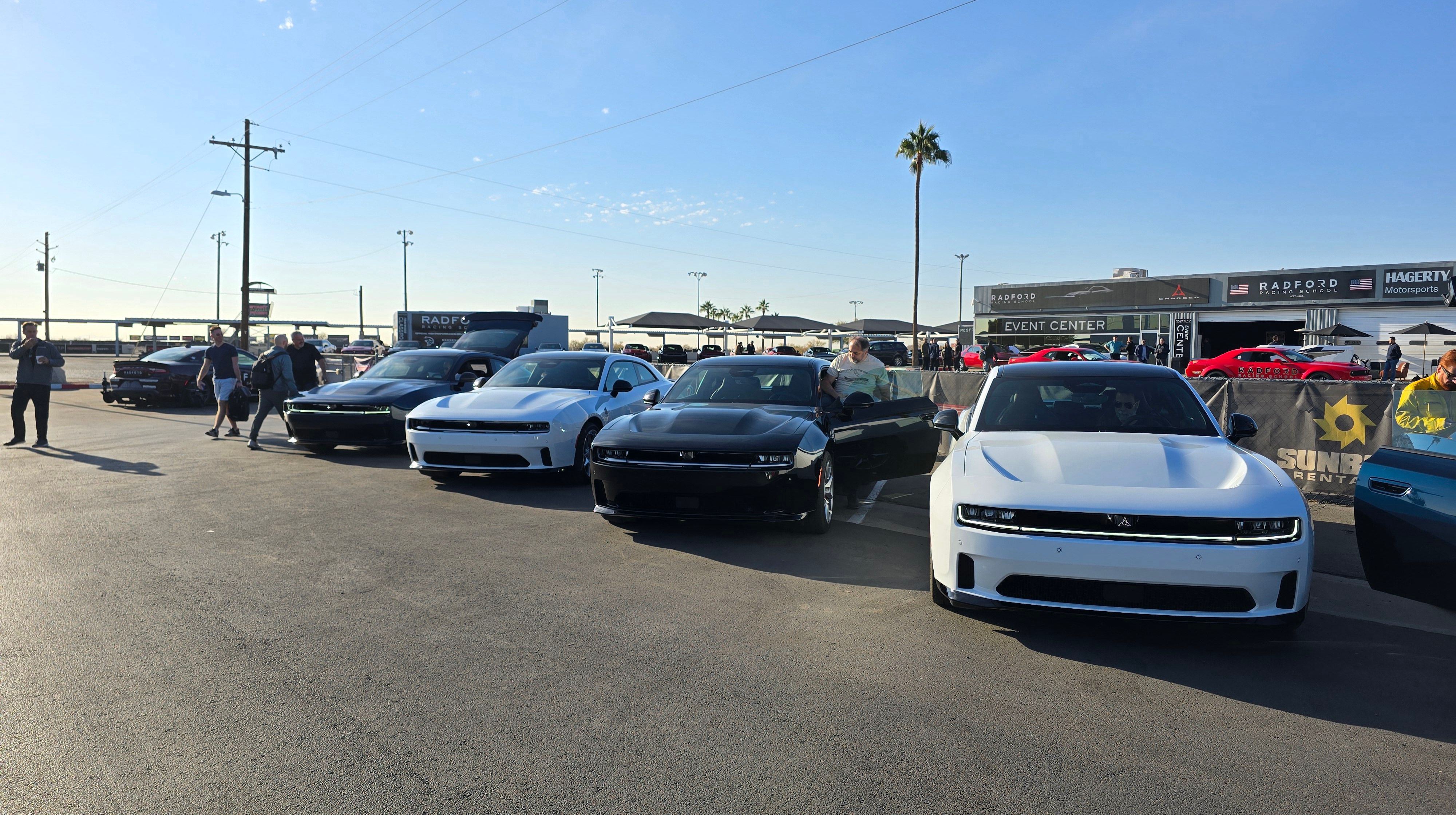 2025 Dodge Charger Daytona Interior And Exterior Picture Gallery