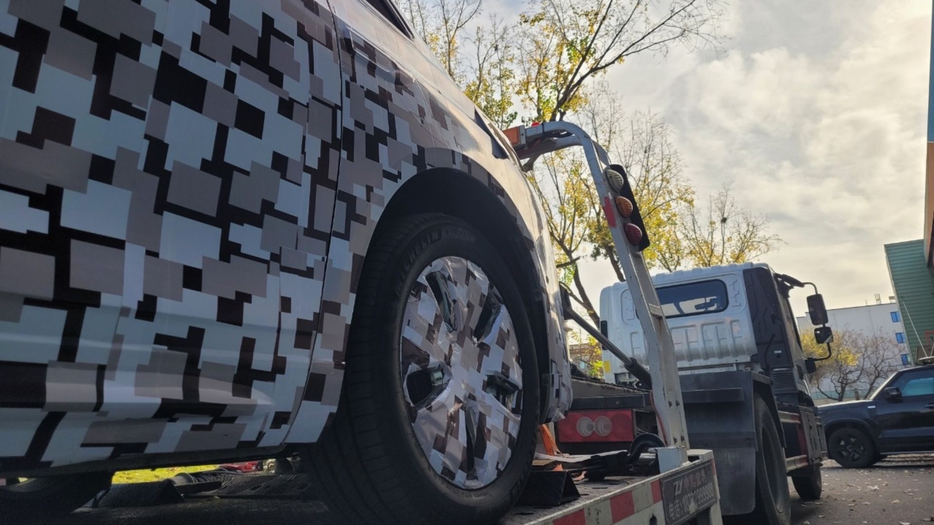 Faraday Future Still Securing Funds, Will Show FX Prototypes During CES ...