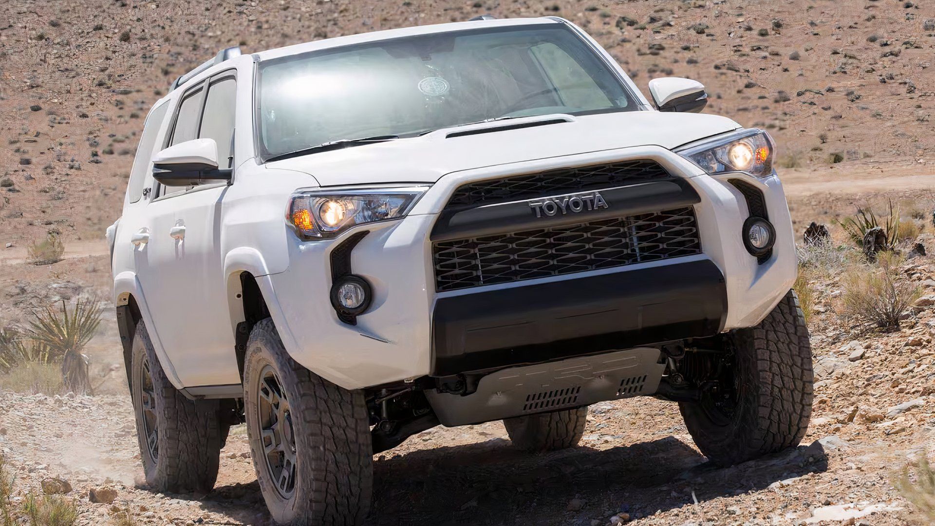 10 Japanese SUVs Known For Their Bulletproof Engines
