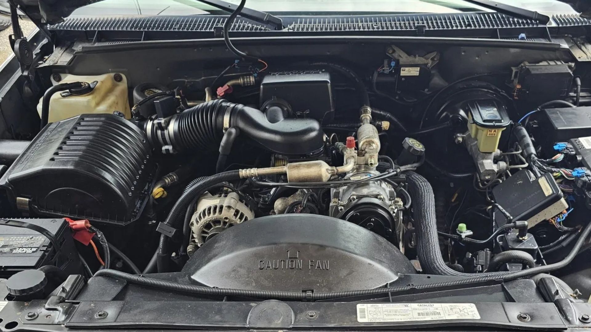 10 Forgotten V8 Engines That Deserve a Second Look