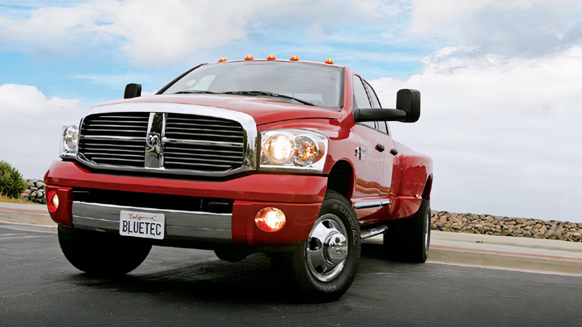 10 Pickups With The Best Diesel Engines Ever Built