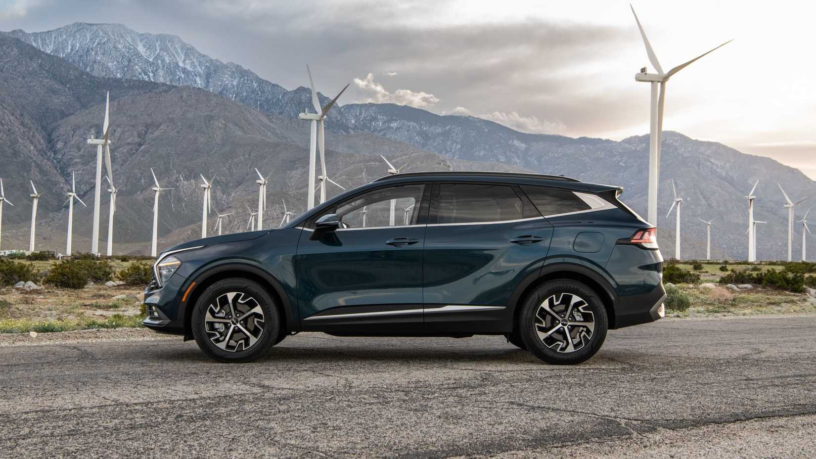 10 Compact SUVs With The Best All-Wheel Drive Systems