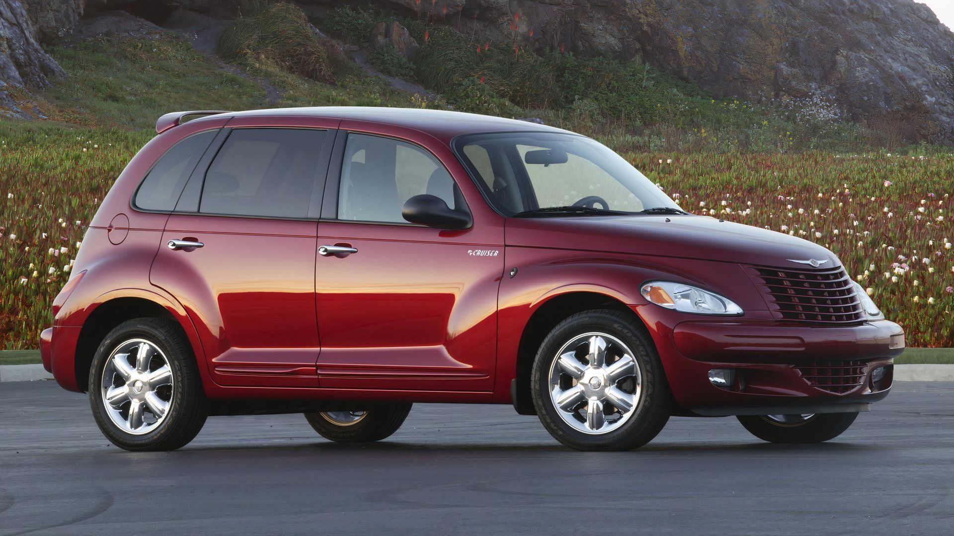 The Next-Gen Mazda MX-5 Miata Keeps The Internal Combustion Engine, But ...