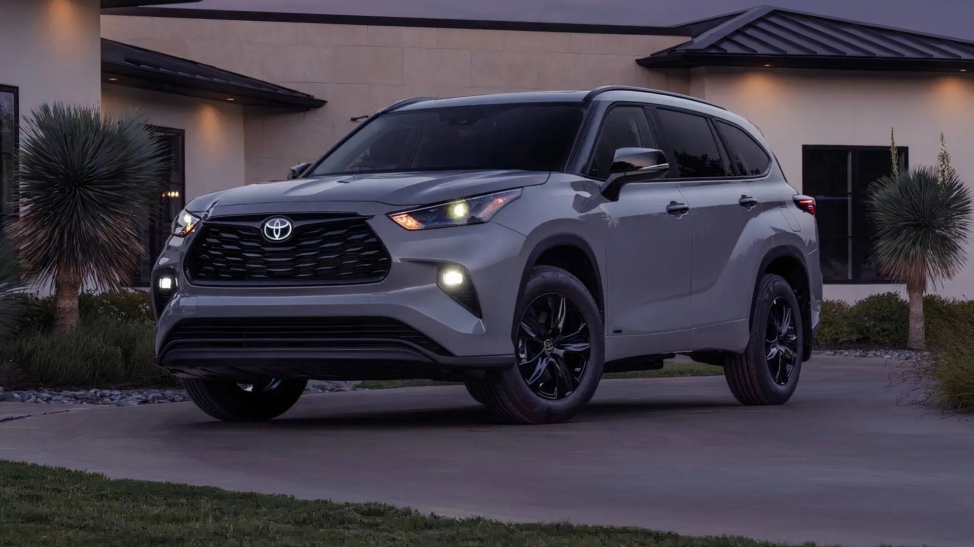 Every Toyota 7-Seater SUV You Can Buy Today