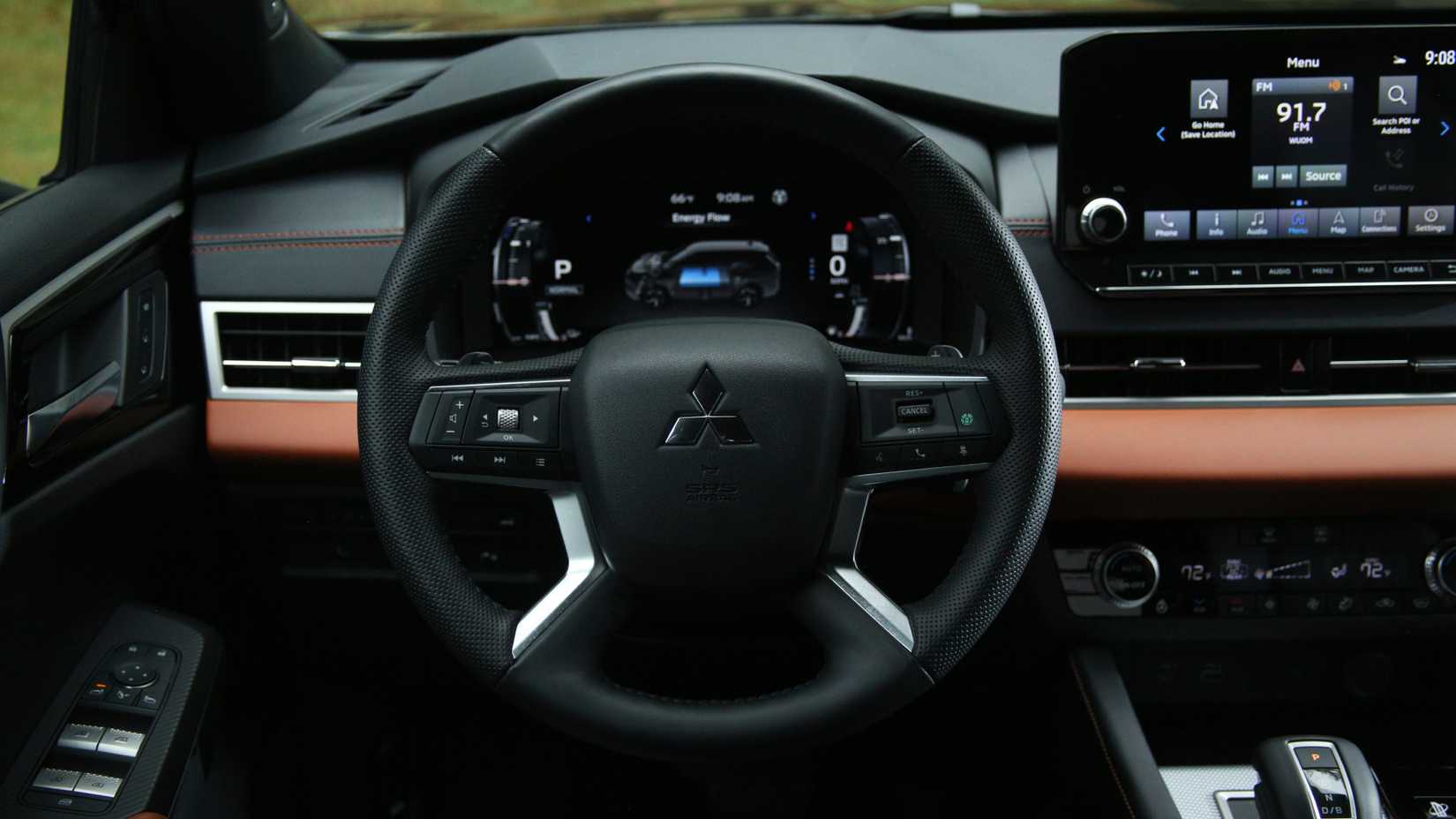 The Mitsubishi Outlander Is The Cheapest Three-Row Plug-in Hybrid For ...
