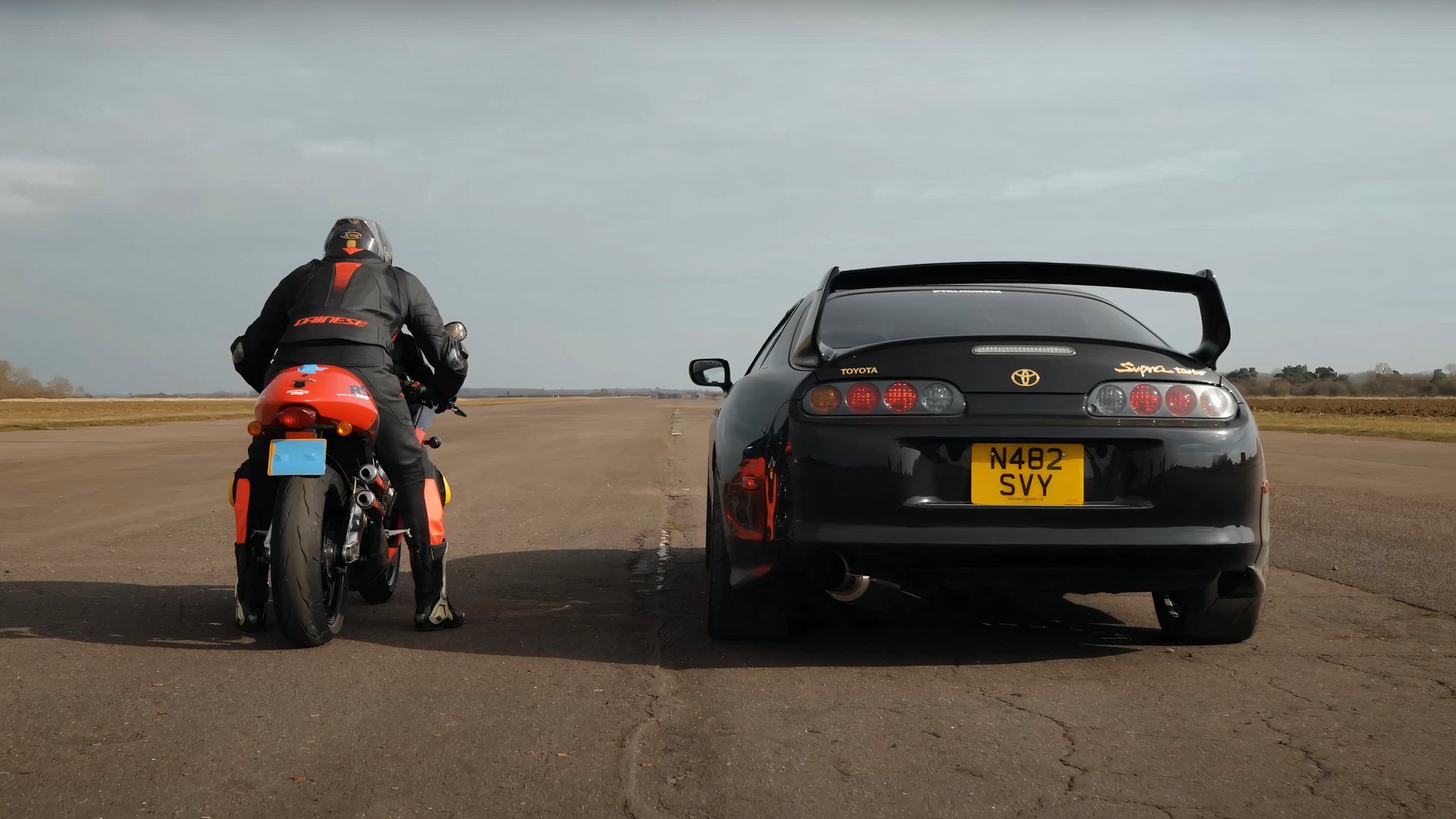 Drag Race: A 2-Stroke 250cc Sports Bike Troubles A 500-HP Toyota Supra