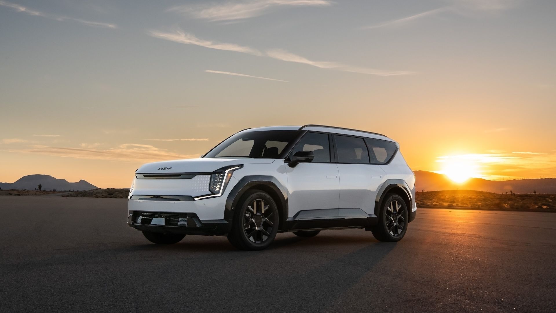 Meet The 2026 Kia EV9 Nightfall Edition