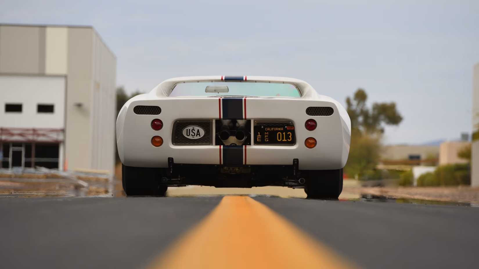Here's Why The Original Ford GT40 Was A Right-Hand Drive Car