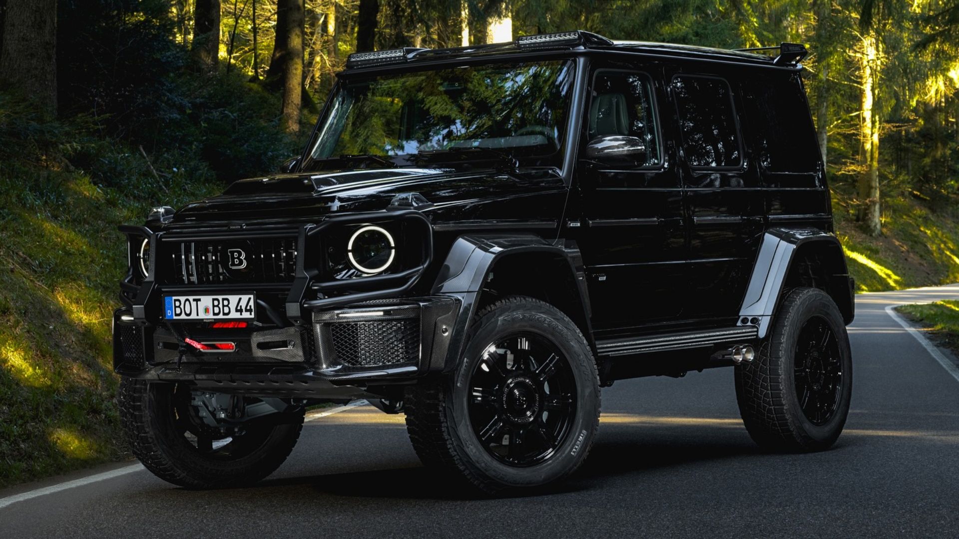 The BRABUS XL 800 Super SUV Bows To No One
