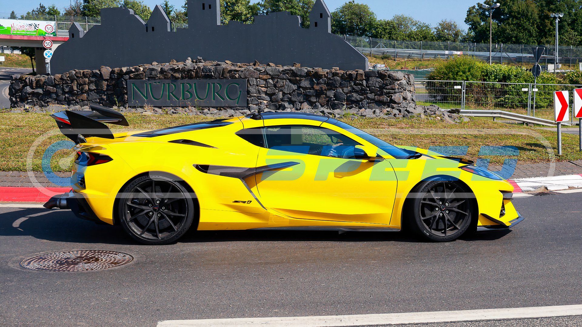 The 1,250-Horsepower 2026 Corvette ZR1X is the Most Insane ...