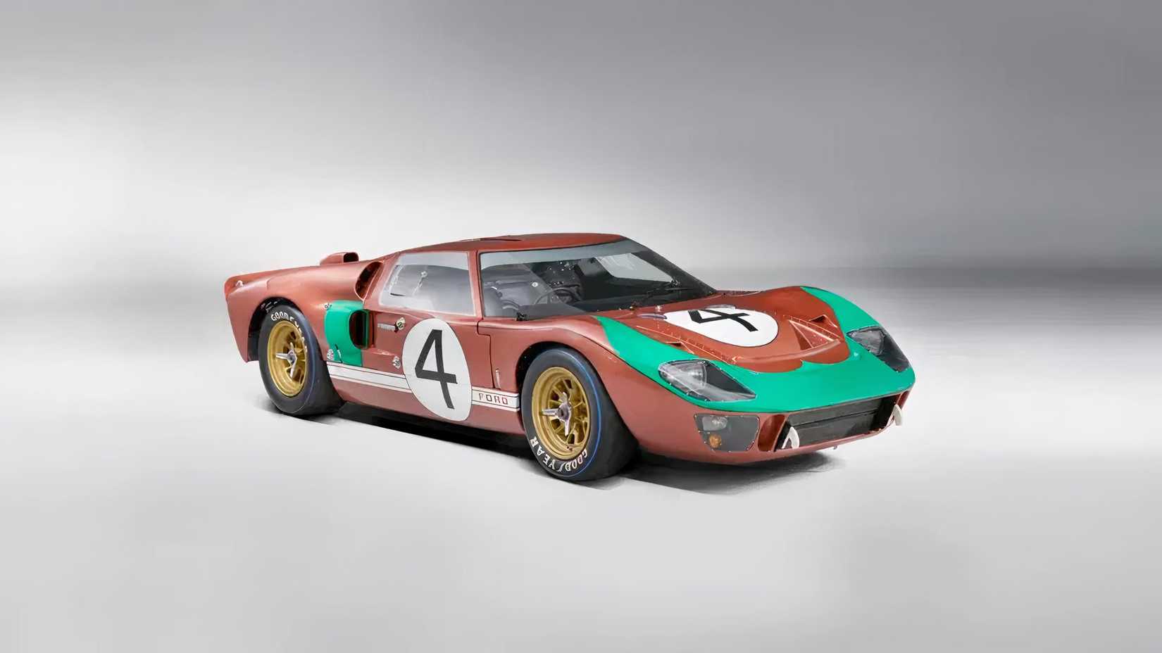 Here's Why The Original Ford GT40 Was A Right-Hand Drive Car