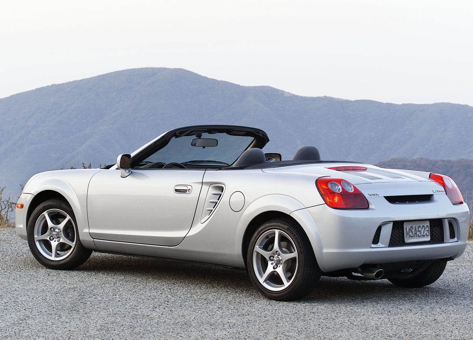 Toyota MR2 Spyder - Performance, Price, and Photos