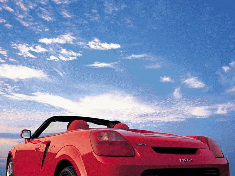 Toyota MR2 Spyder - Performance, Price, and Photos
