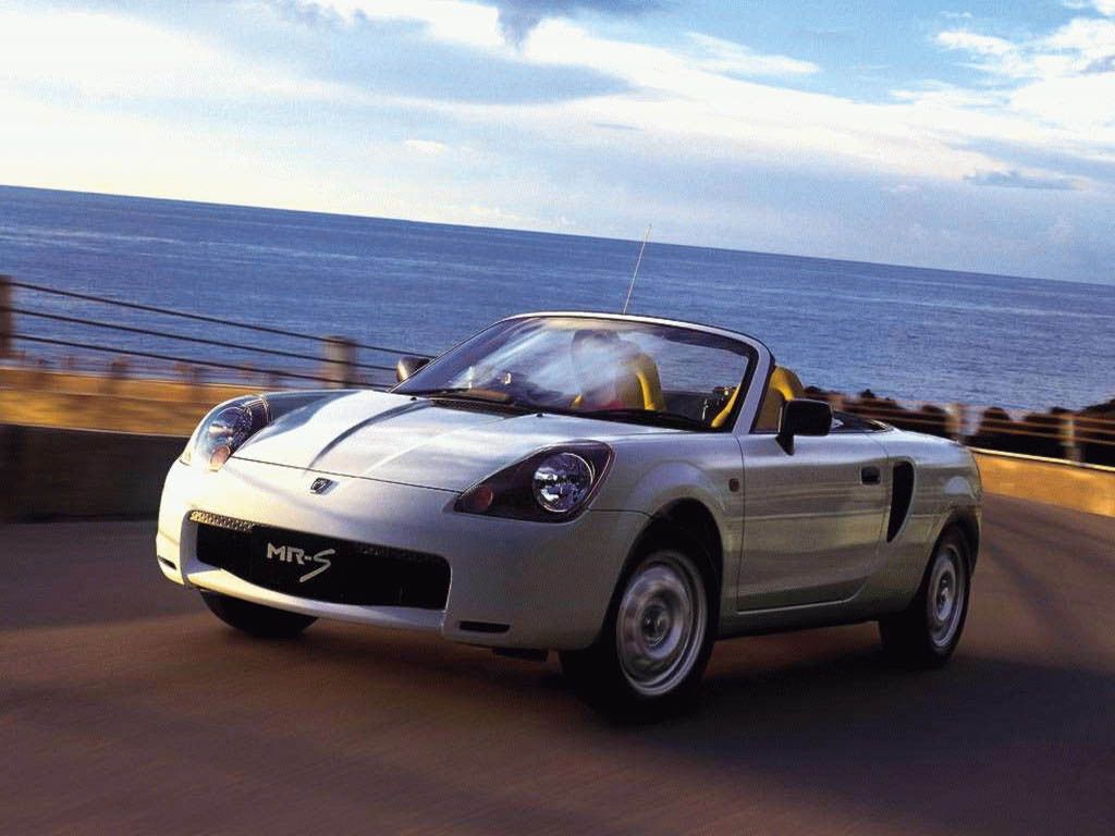 Toyota MR2 Spyder - Performance, Price, and Photos
