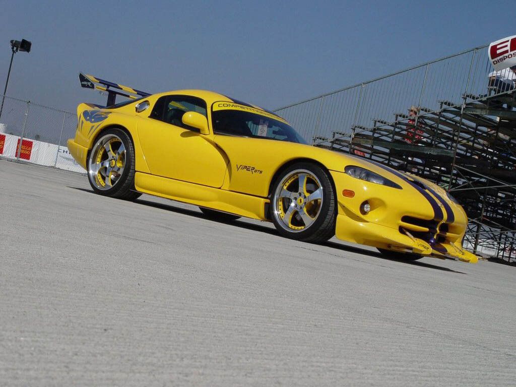 2001 Dodge Viper GTS