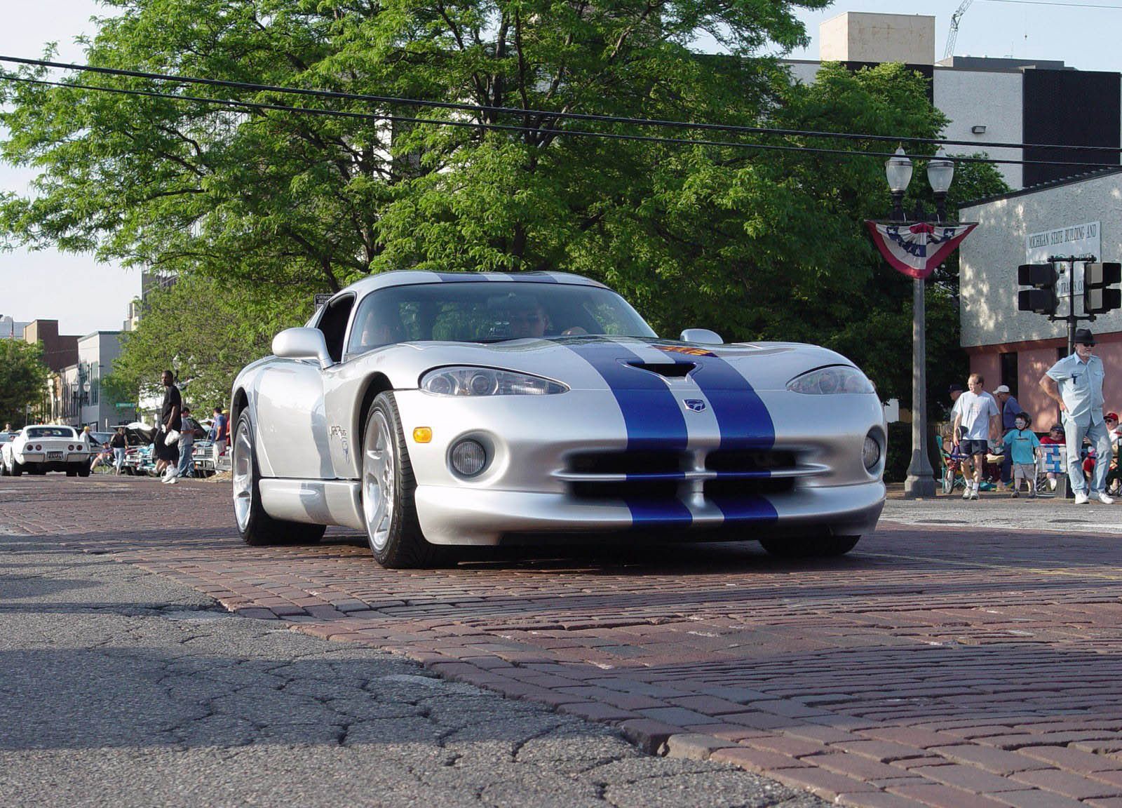 2001 Dodge Viper GTS