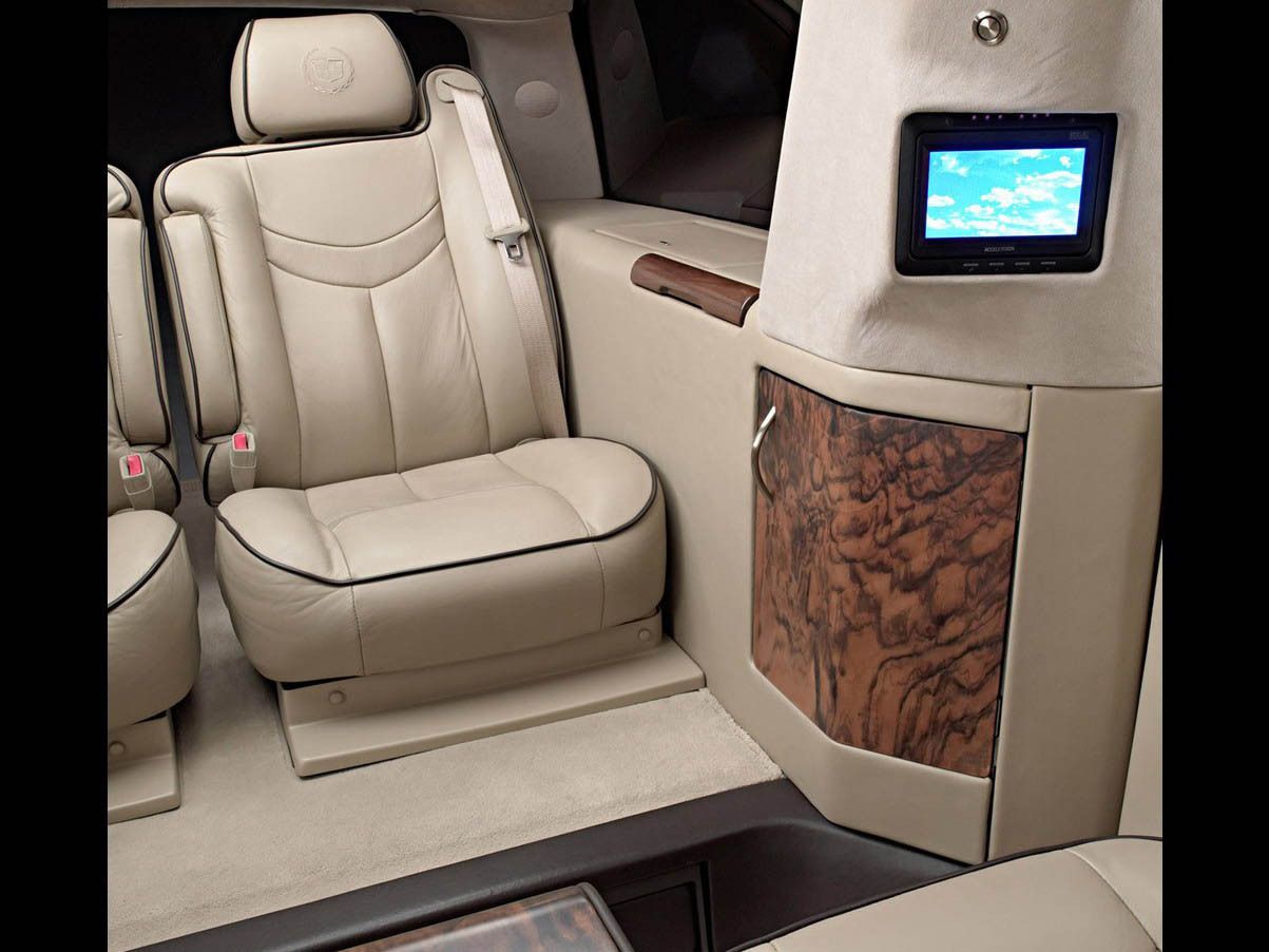 2003 Cadillac Escalade ESV Executive Edition Concept