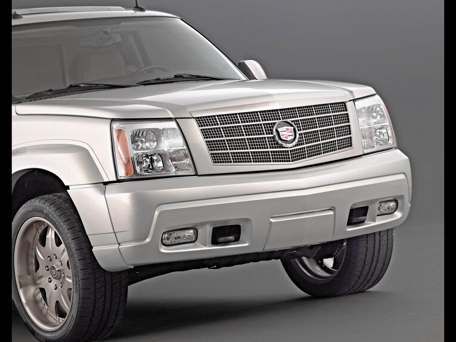 2003 Cadillac Escalade ESV Executive Edition Concept