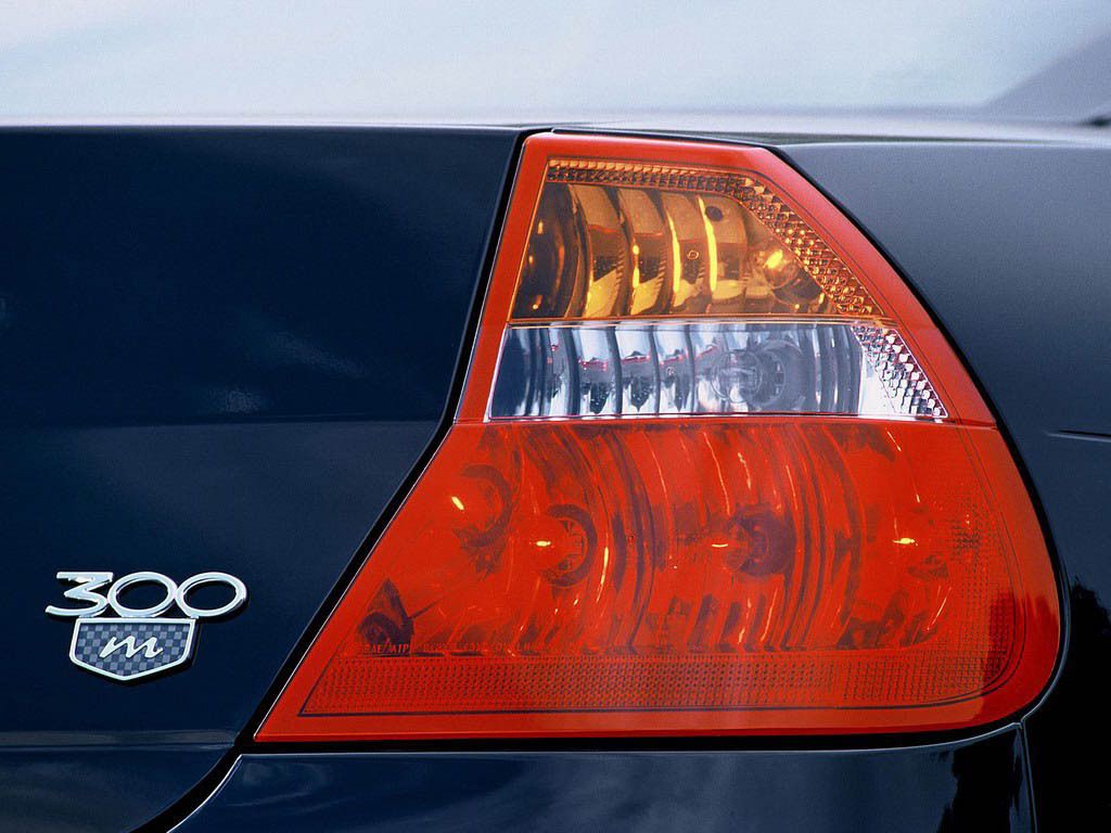 2003 Chrysler 300M