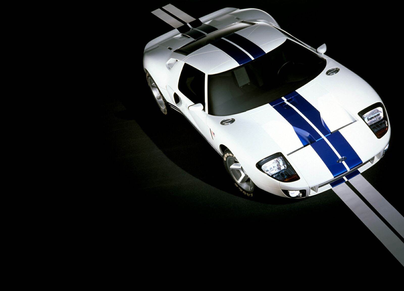 Ford GT - Performance, Price, and Photos