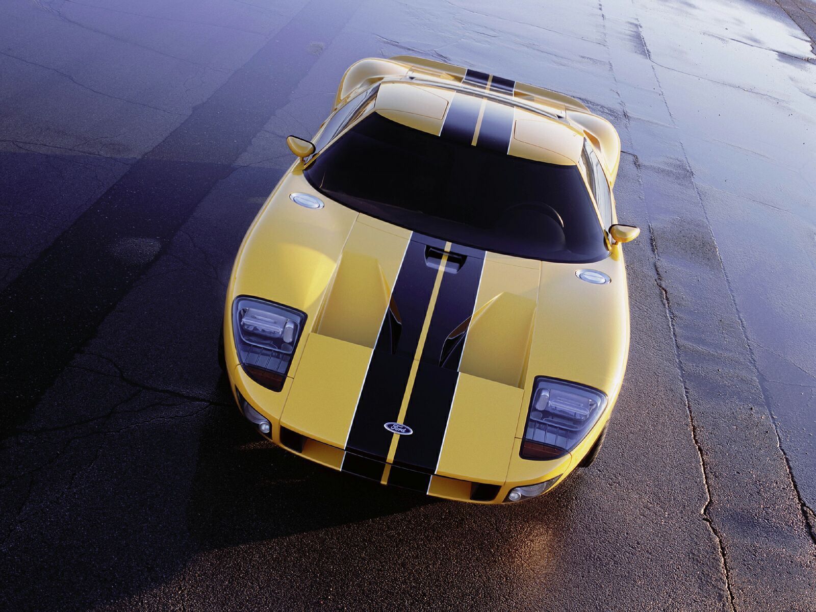 The Story Behind the Ford GT40 Concept Shows How Far Ford Had to Go To ...