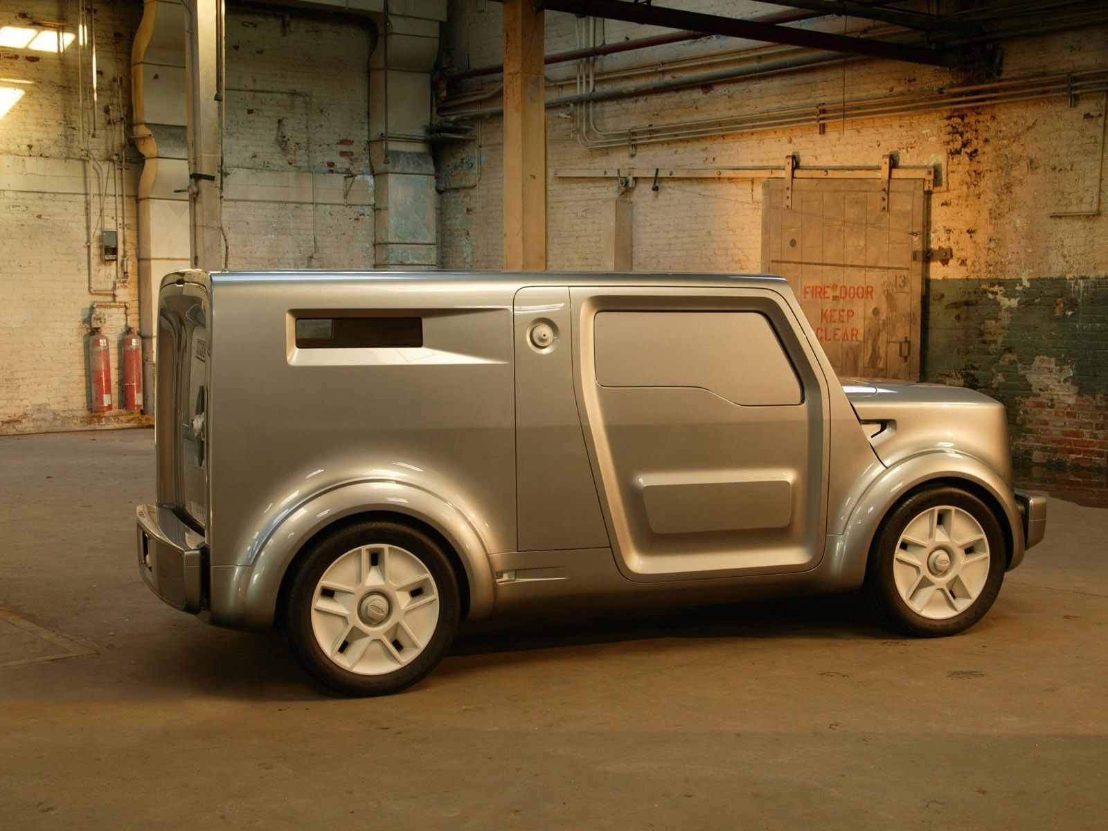 2005 Ford SYNUS