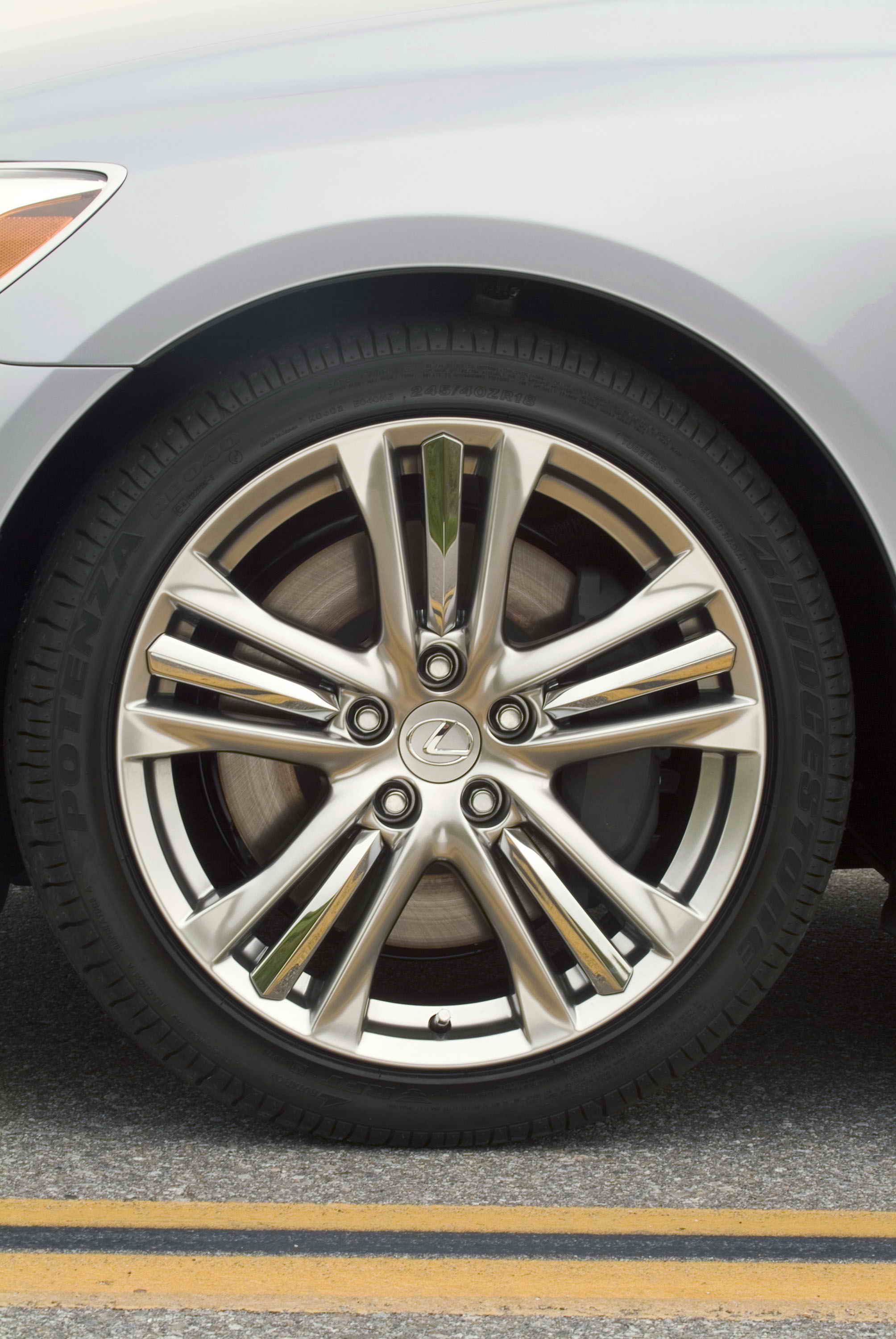 2007 Lexus GS 450h: Full Hybrid Technology
