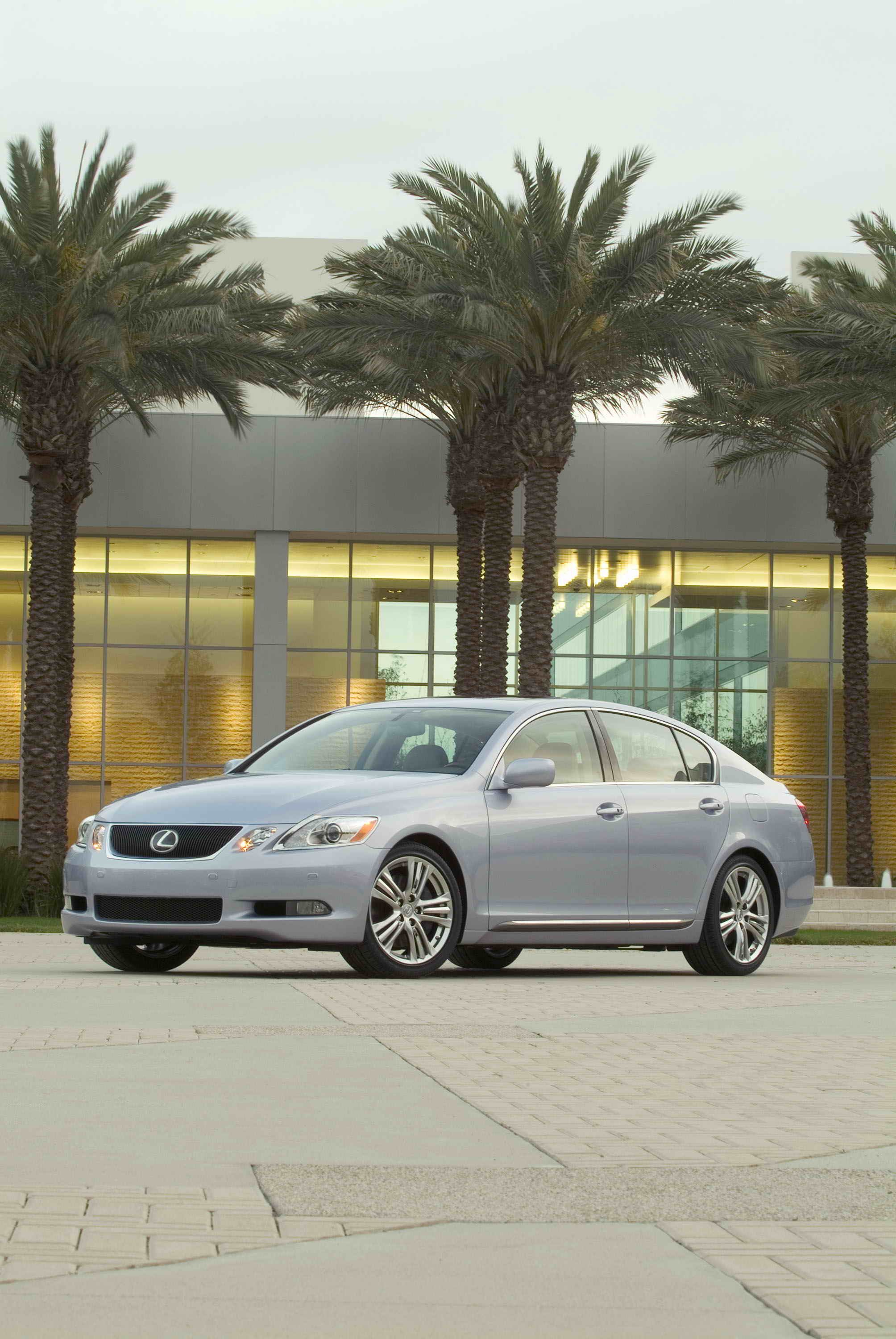 2007 Lexus GS 450h: Full Hybrid Technology