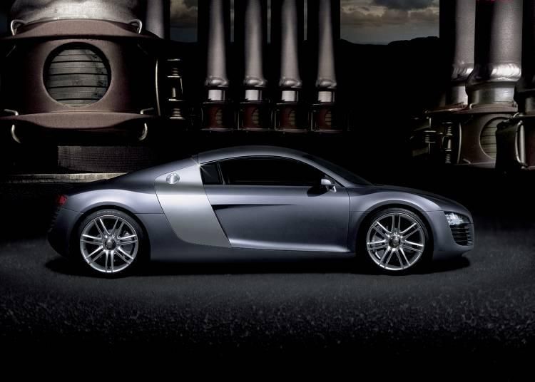 Audi R8 Production Preparations running at maximum speed