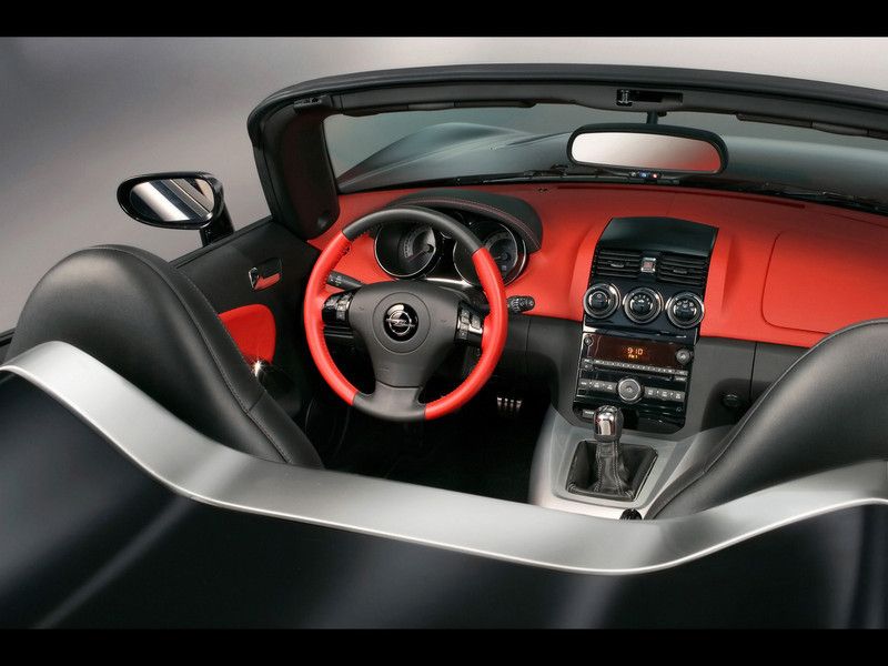 GM just had roadster triplets: Pontiac Solstice, Saturn Sky, Opel GT