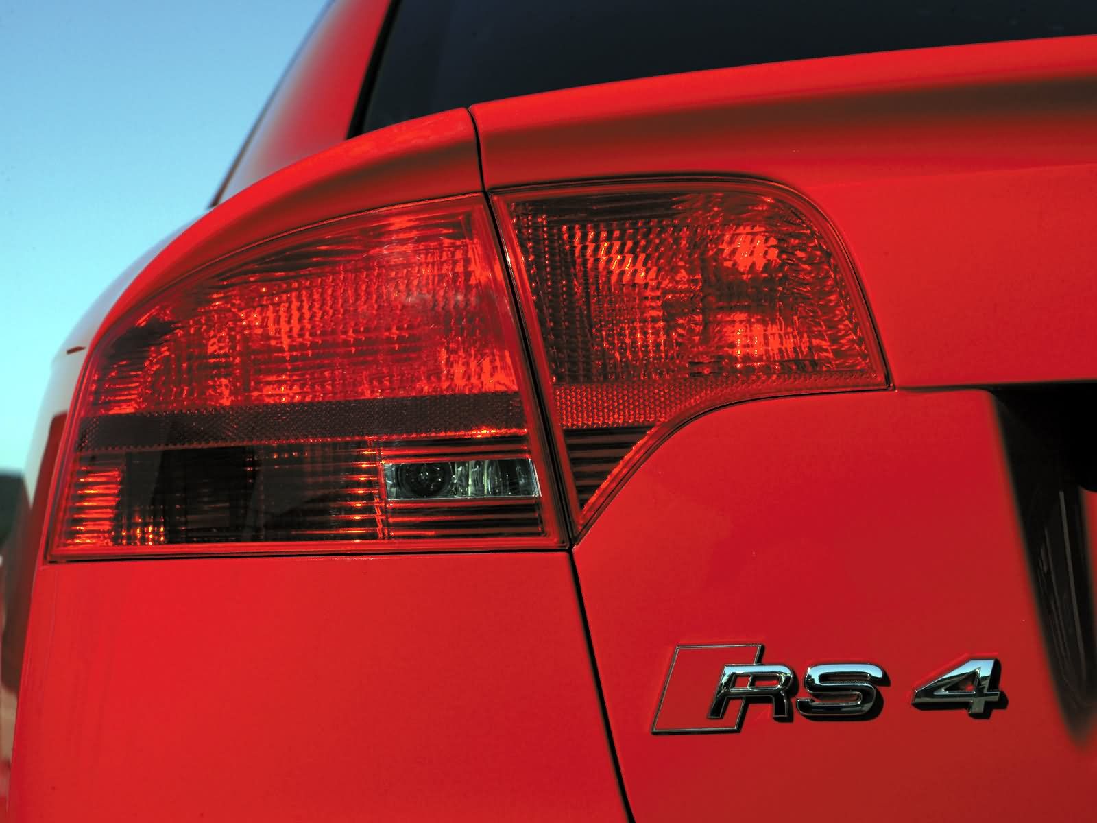 2005 Audi RS4