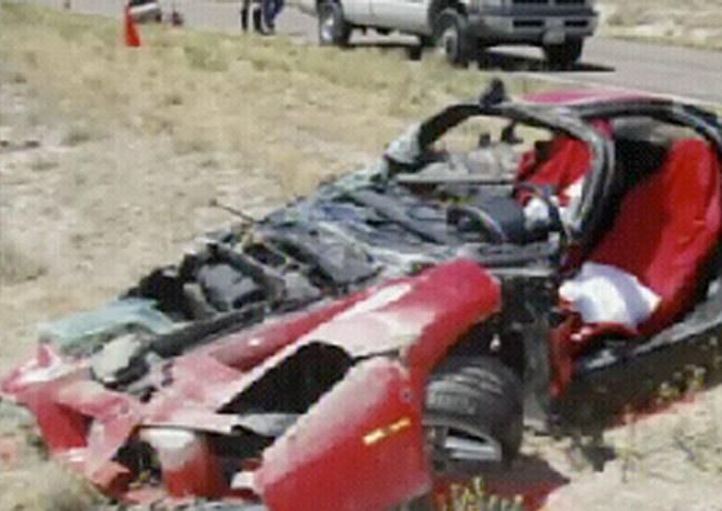 Ferrari Enzo crashed during road rally
