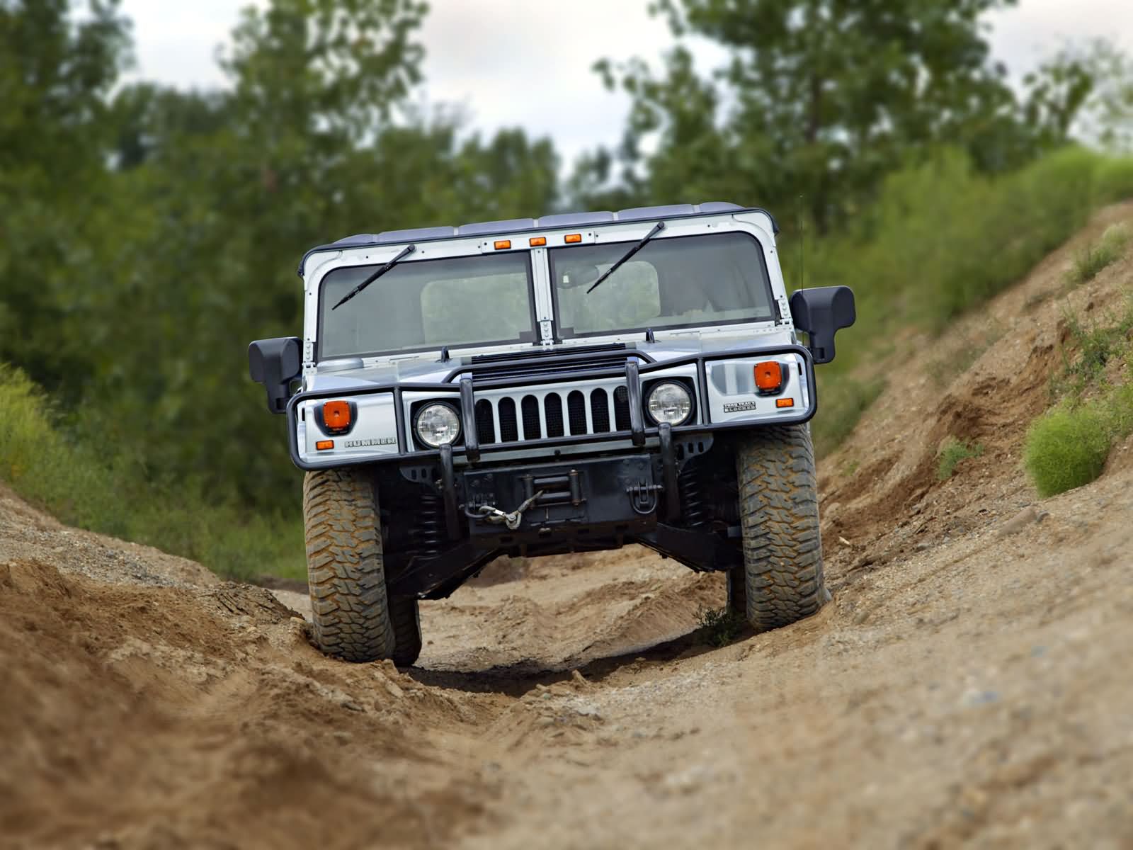 Why The Hummer H1 Has Attained 'Legendary' Status