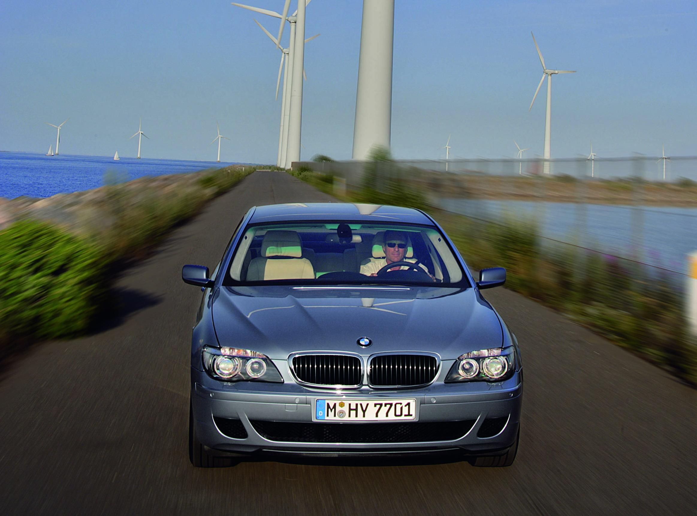 BMW Hydrogen 7 comes to the UK next week